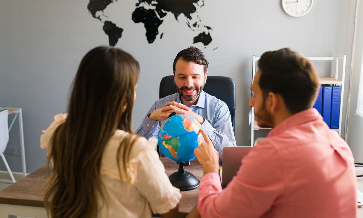 The Future of Travel Agents Explained | Traveltek Blog