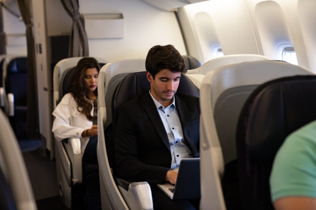What Is a Business Class Travel Consolidator? | Traveltek